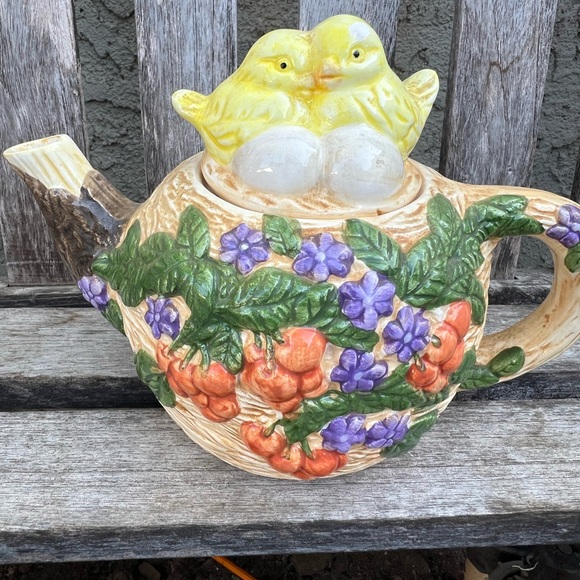 Other | Vintage Birds Nest Ceramic Teapot With Sculptured Flowers ...